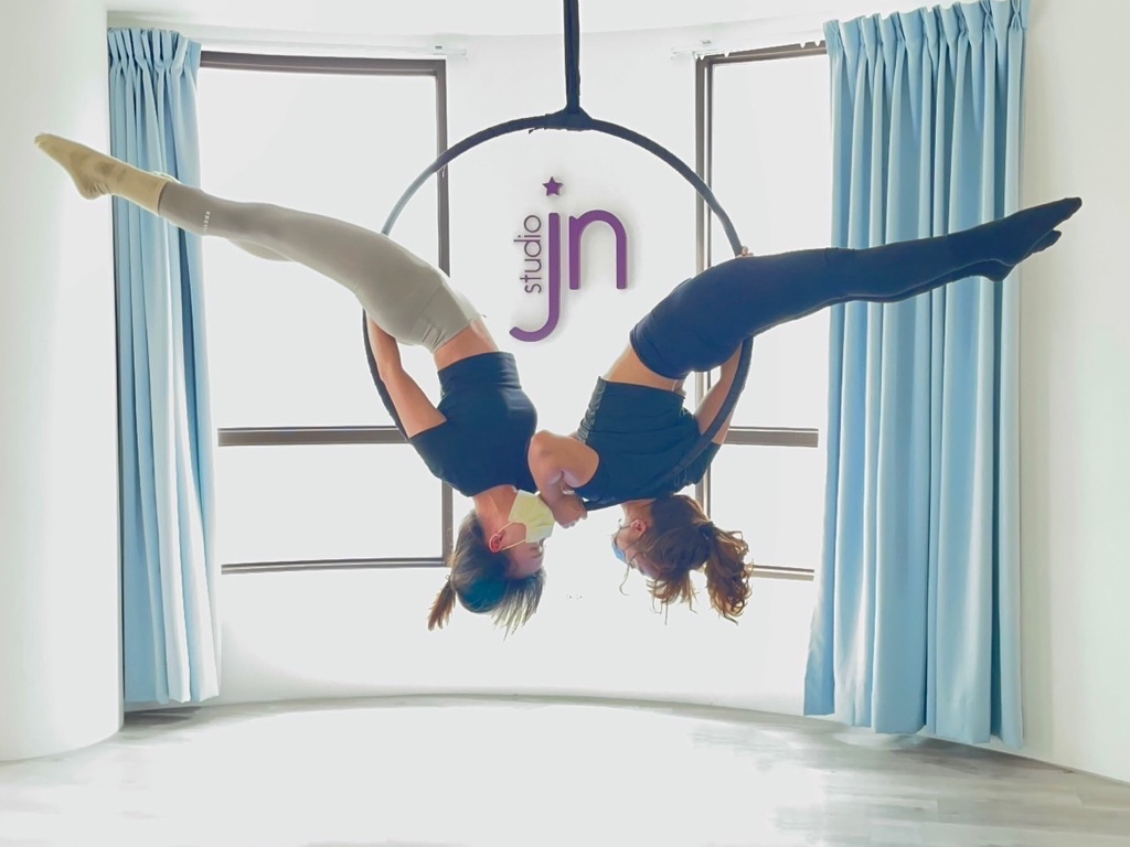 【jn studio 瑜珈評價】小班制台南東區瑜珈教室，豐富課程隨你選