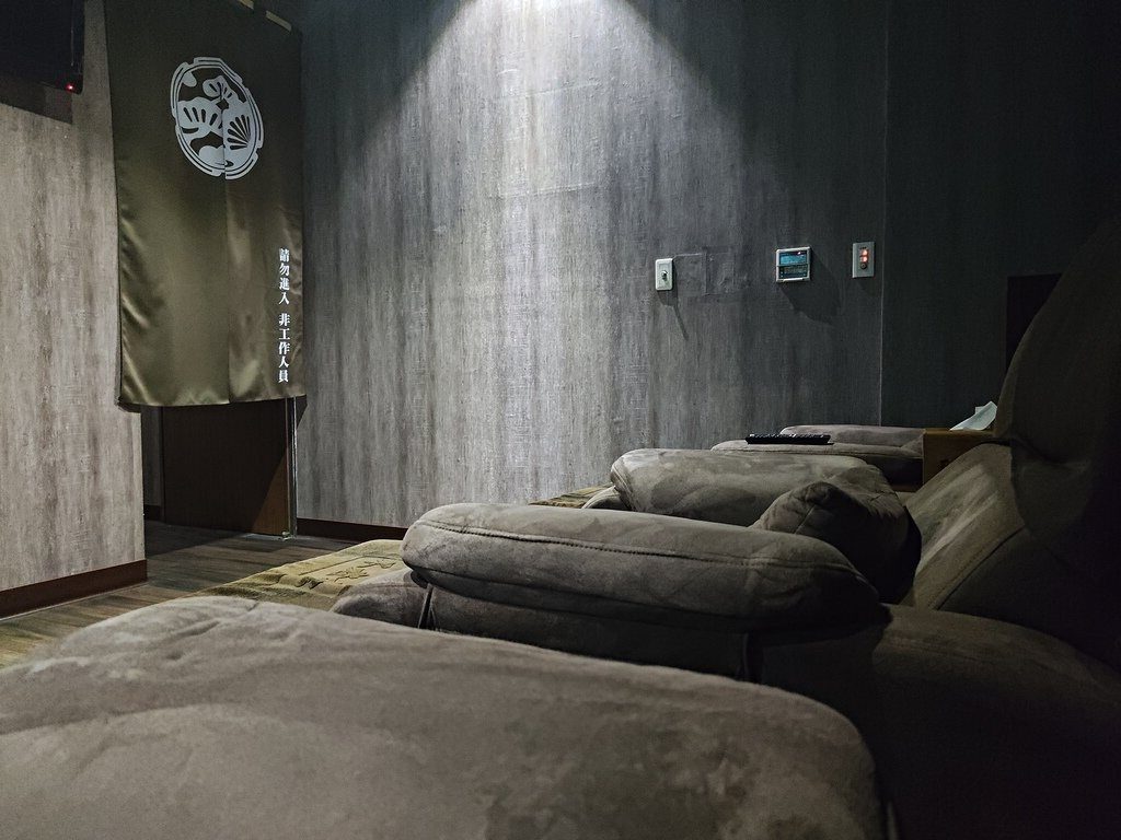 Massage Parlor Open Late